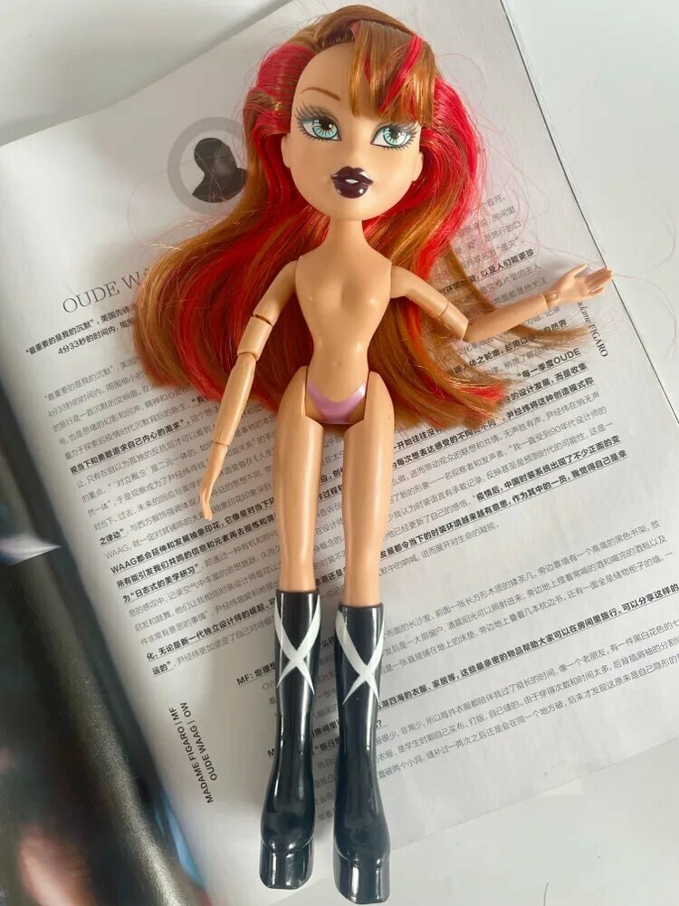Bratz Голова + артикулированное тело (болванка) - без упаковки
