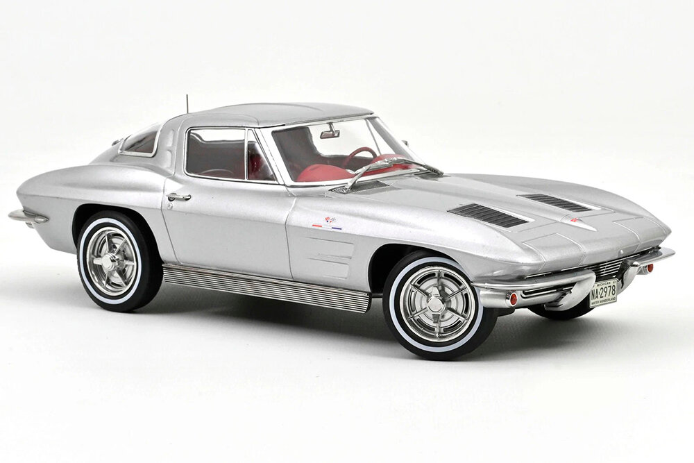 Chevrolet corvette C2 sting ray coupe 1963 sebring silver / шевроле корвет C2 стинг рей купе себринг серебристый
