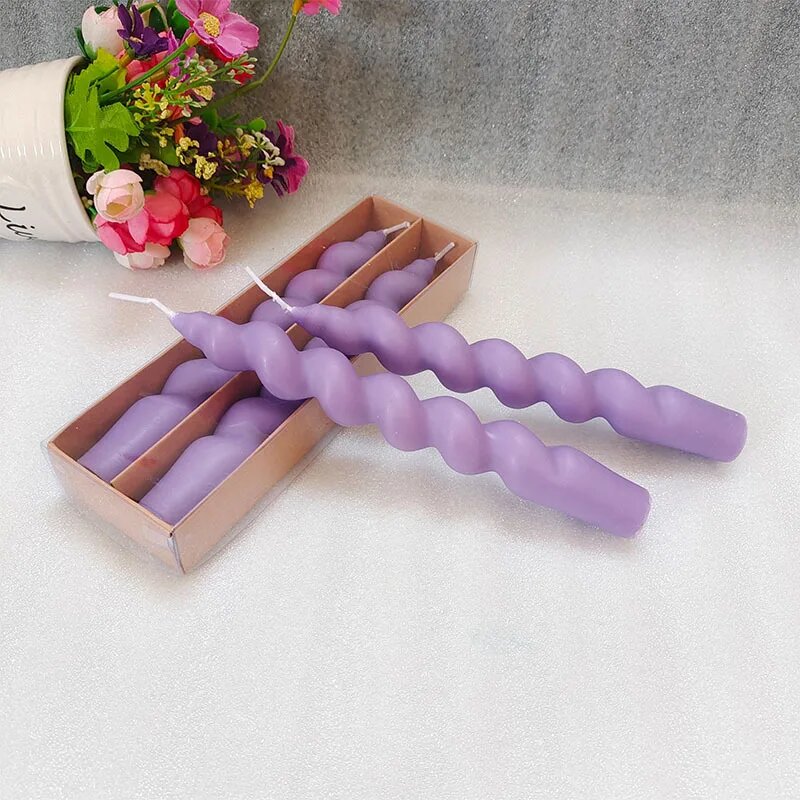 Соевые конические свечи 2 штуки Purple