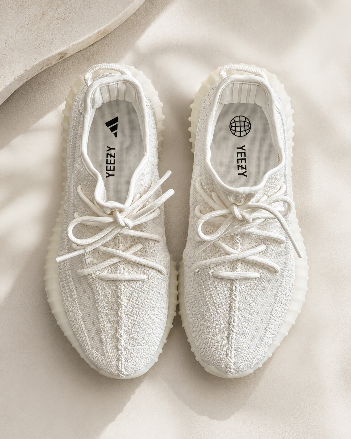 Кроссовки ADIDAS YEEZY Adidas Yeezy Boost 350 V2 "Bone", размер 41 RU, Bone/White — фото 1