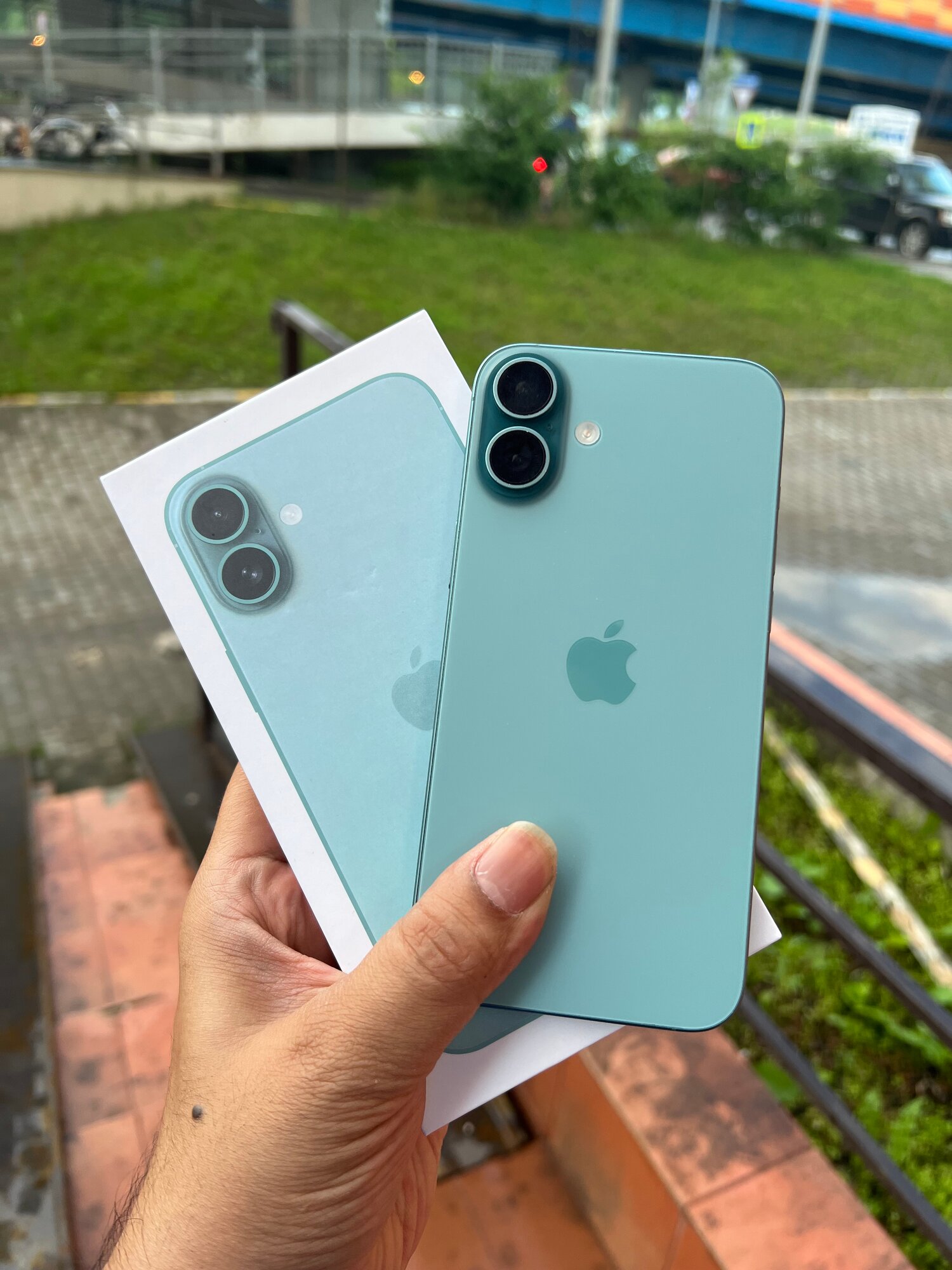 Смартфон IPhone 16 Plus, OLED-экран, 256GB Teal (Зеленый) Face ID не работает