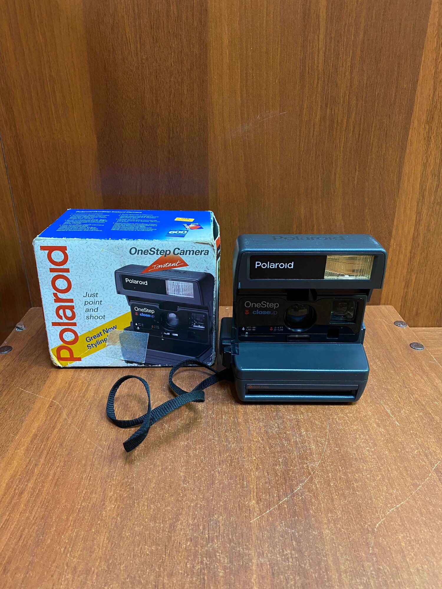 Фотоаппарат Polaroid OneStep Close-up Англия в родной коробке! Винтаж!