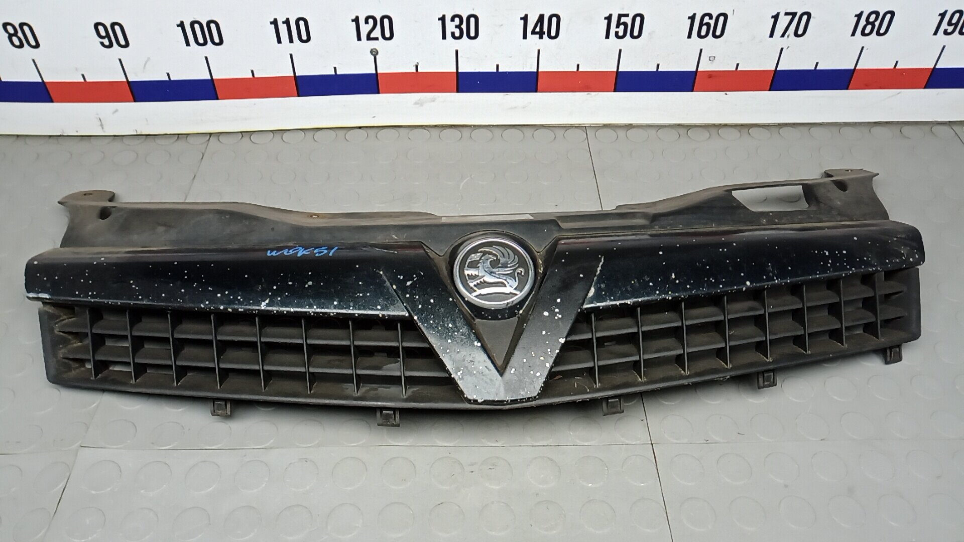 Решетка радиатора OPEL ASTRA H
