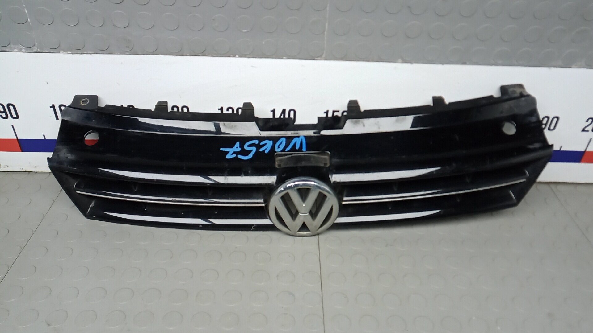 Решетка радиатора VOLKSWAGEN POLO 5 (6R)