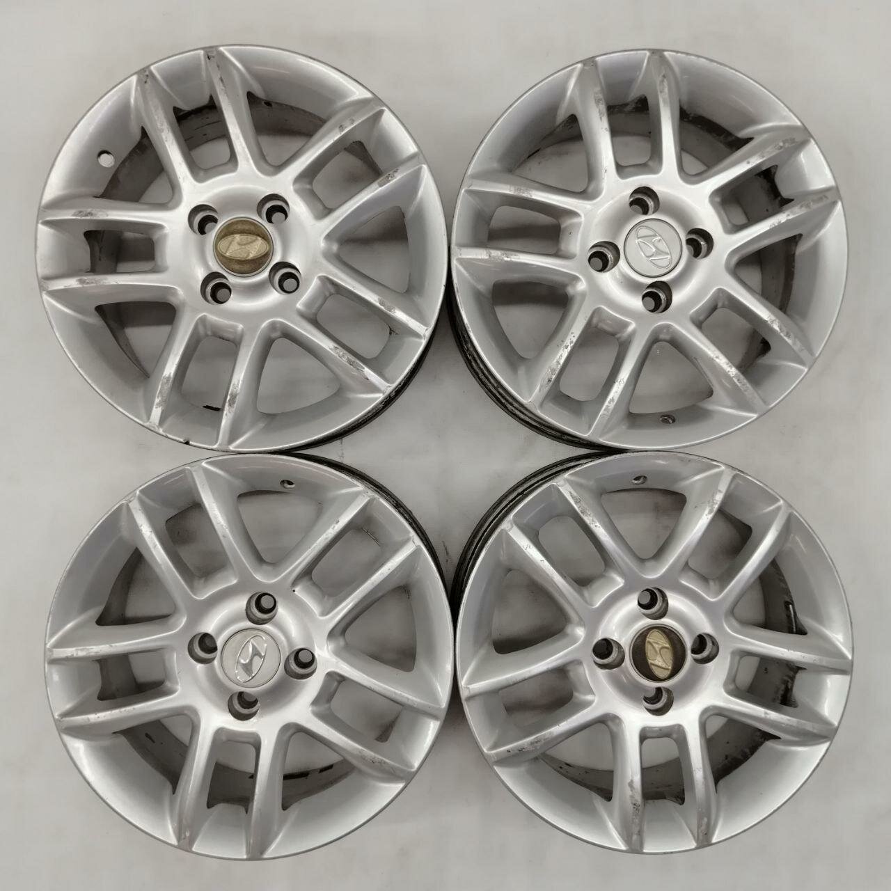Комплект (4 шт) колесных дисков Replica 15x6 PCD 4x100 D54.1 ET48 (Реплика)