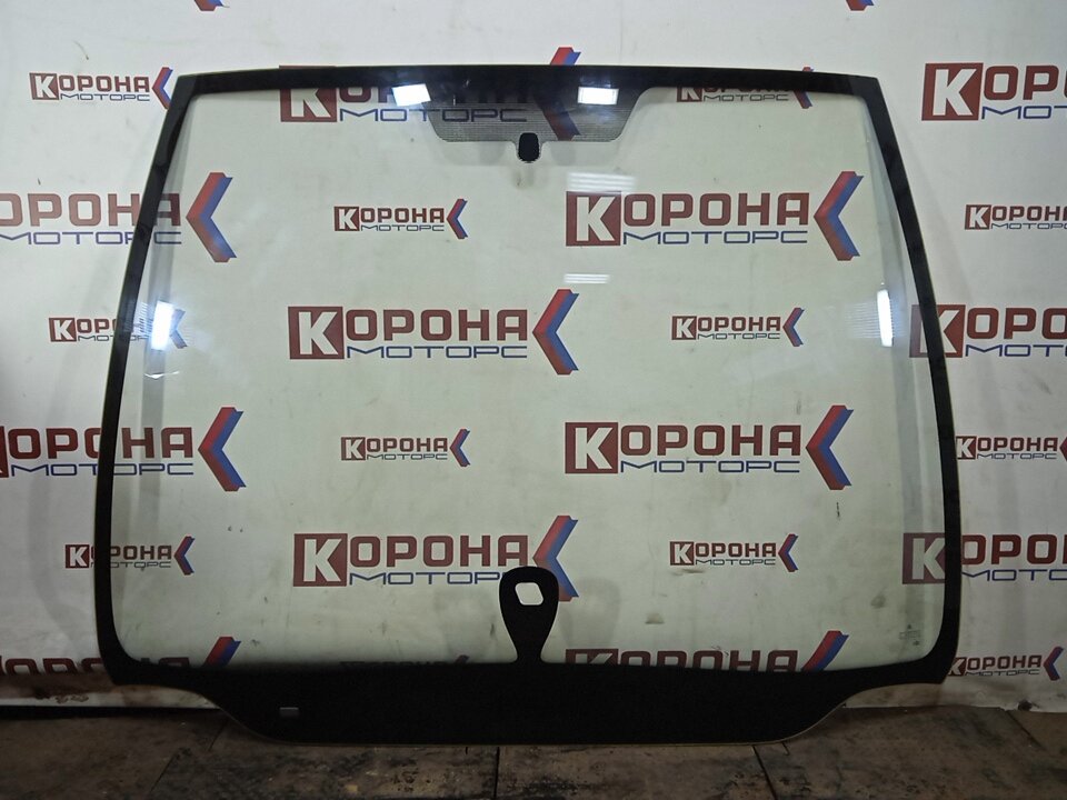 Стекло лобовое Citroen C4 I поколения (кузов LC) 2004–2011 арт. 8116HV