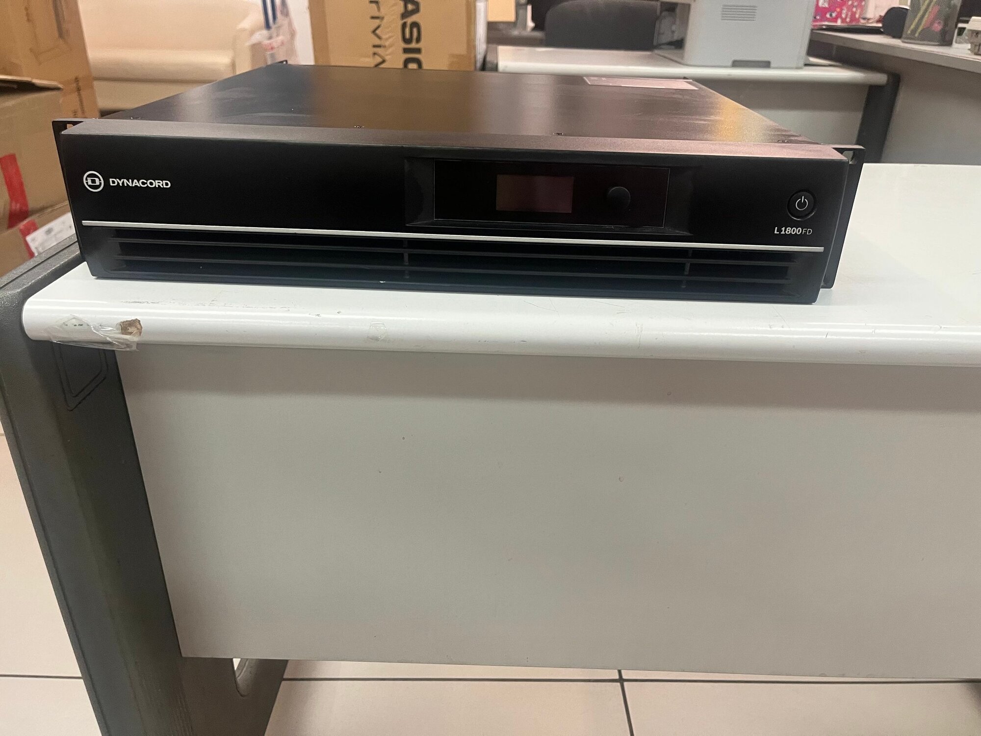 Усилитель звука Dynacord L1800FD. Товар уцененный