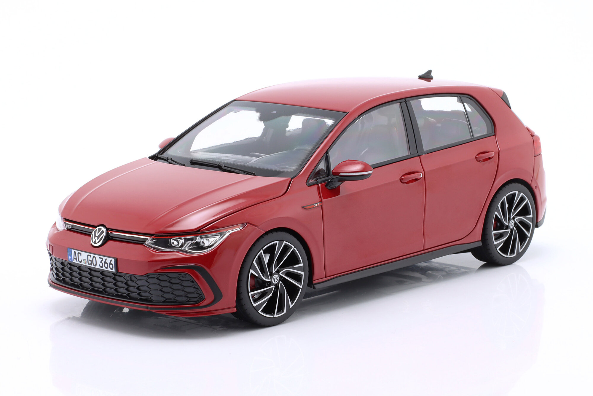 Модель коллекционная NOREV Vw volkswagen golf 7 gti 2020 red