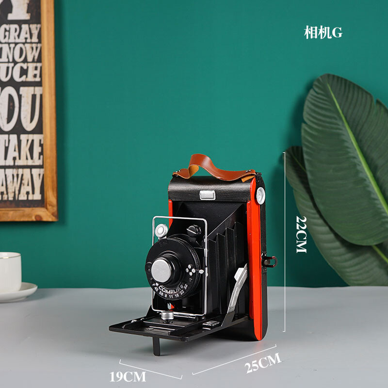 Ретро винтажная модель камеры красно-черного цвета 10x8x5 см для фотодекора