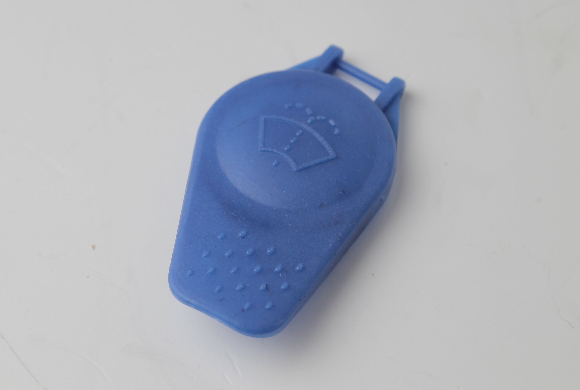 Крышка бачка омывателя FORD Focus 2, Mondeo 4, Kuga 1, C-Max 1