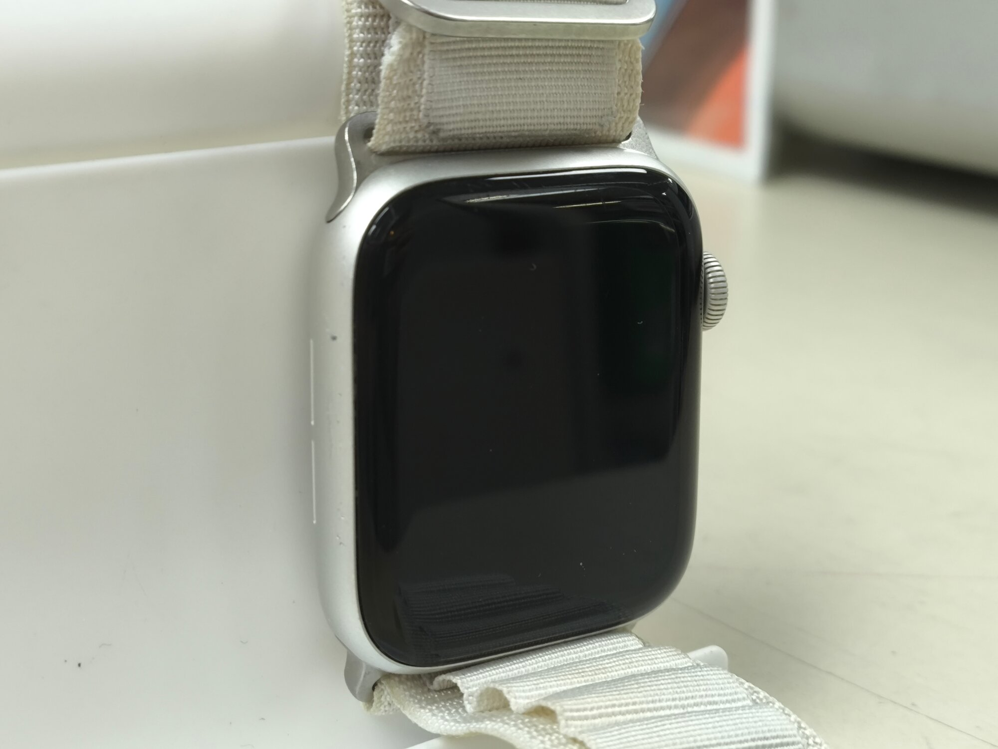 Смарт-часы Apple Watch Series 5 44 мм Б/У
