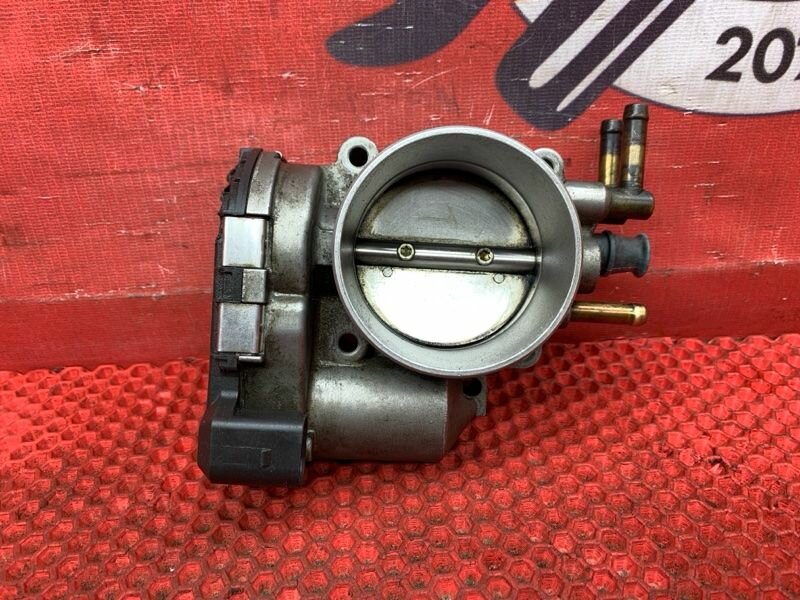 Дроссельная заслонка (Дроссель) Audi A6 2001 078133062B 4B2 ASN оригинал (с пробегом)