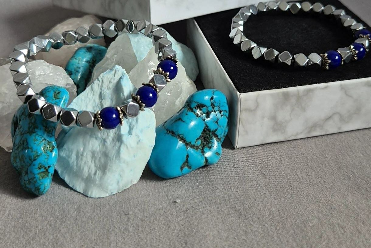 Эластичный браслет, гематит, агат