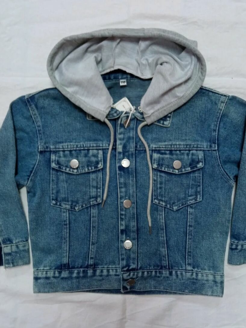 Куртка джинсовая