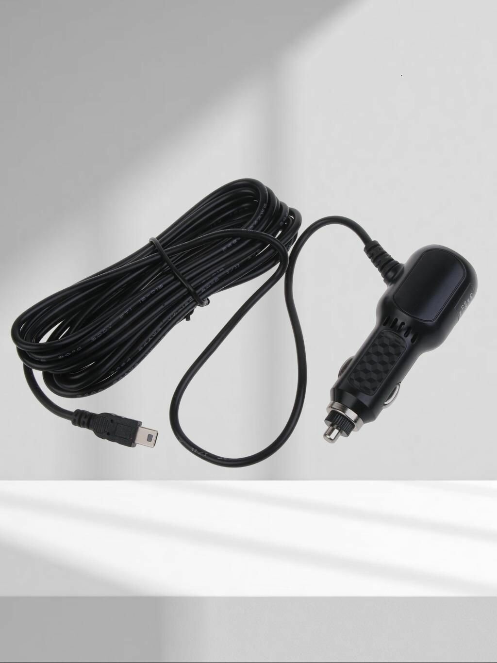 Автозарядка для видеорегистратора с 2 USB, Mini USB кабелем 3,4 м, вход 12–24В, выход 5В 3,5А, автозащита легкая