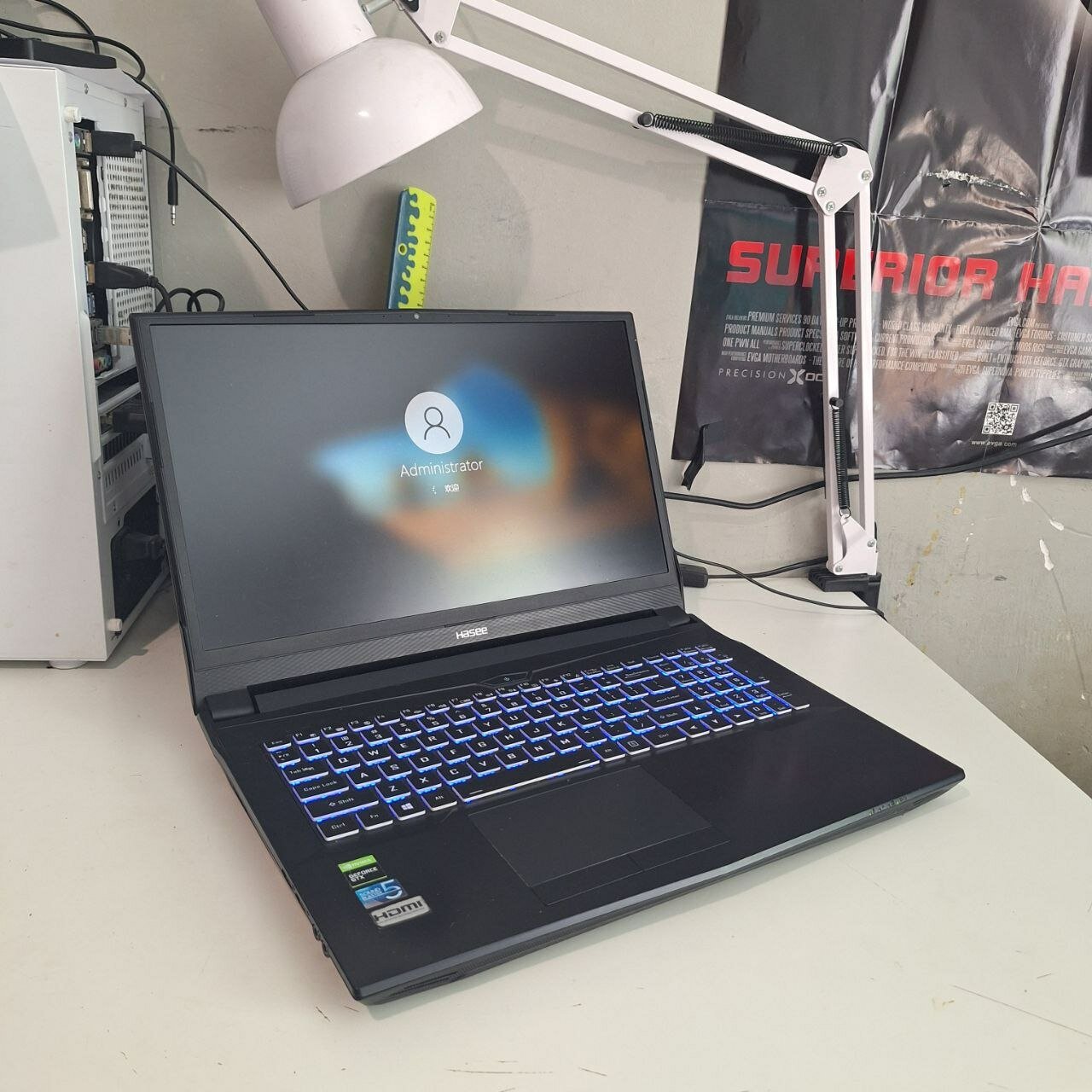 Игровой ноутбук 15,6" Hasee i5-9400, GTX 1660ti, 8gb ddr4, SSD 512gb