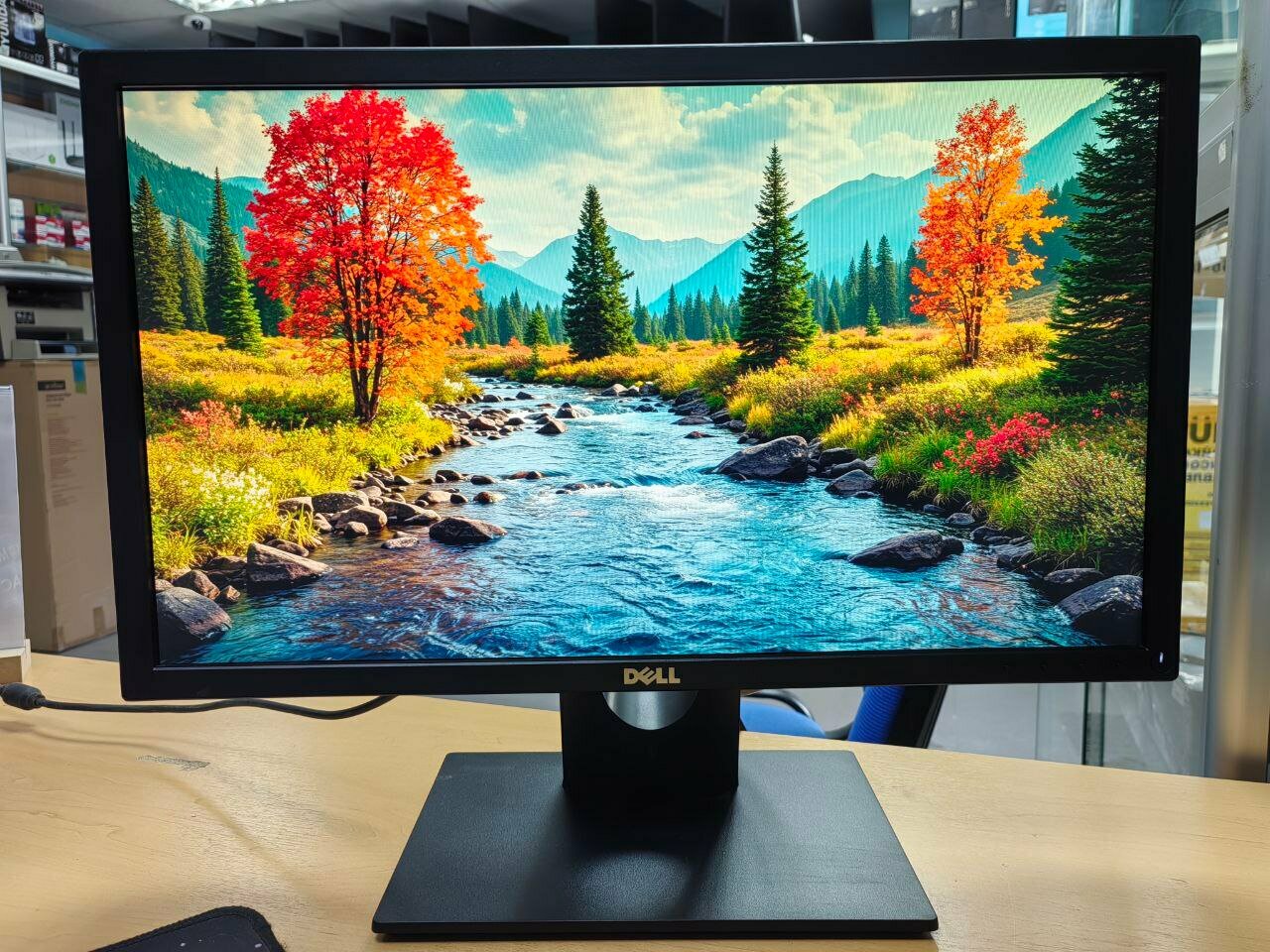 Монитор Dell 21.5" E2218HN