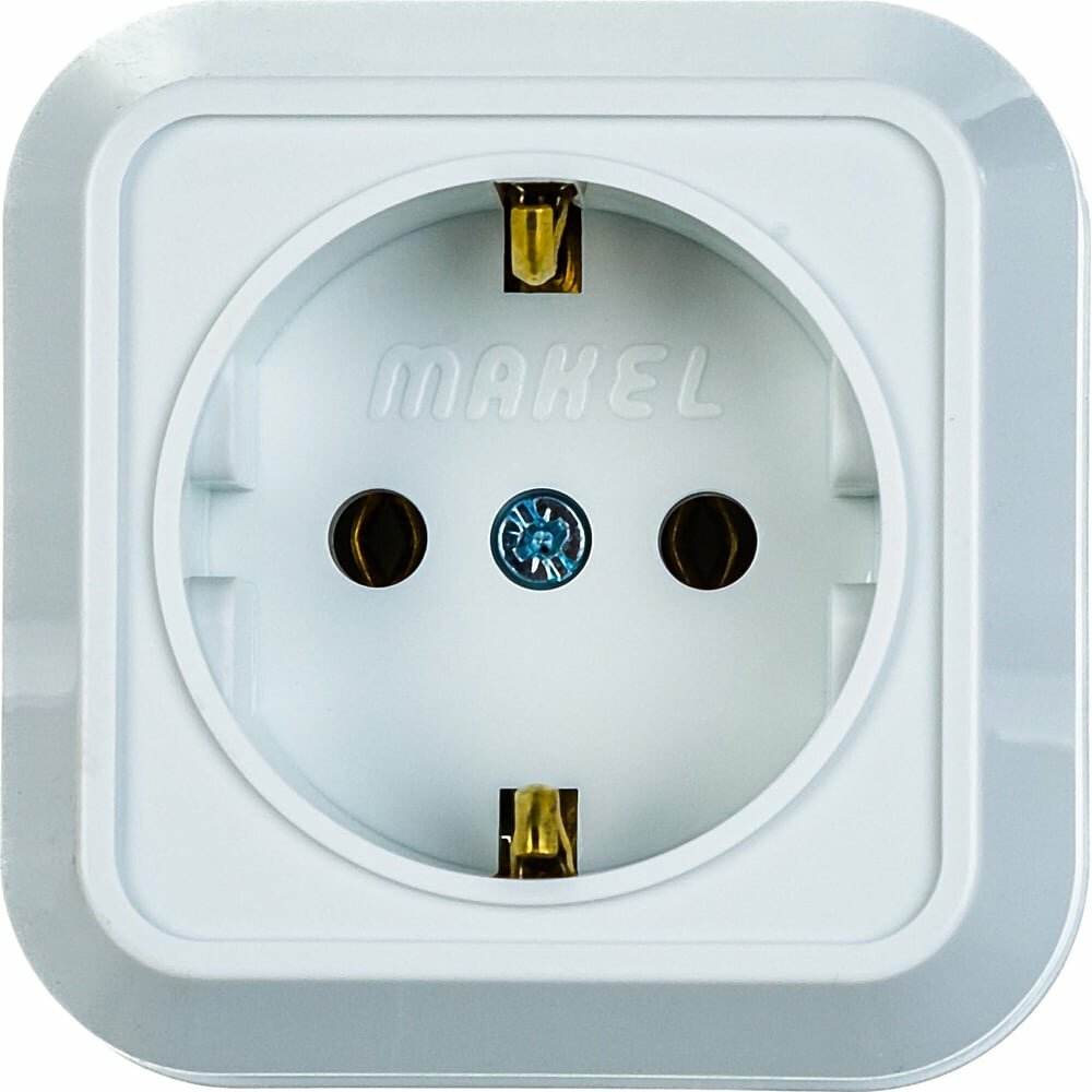 Розетка с заземлением, белая Makel 45108