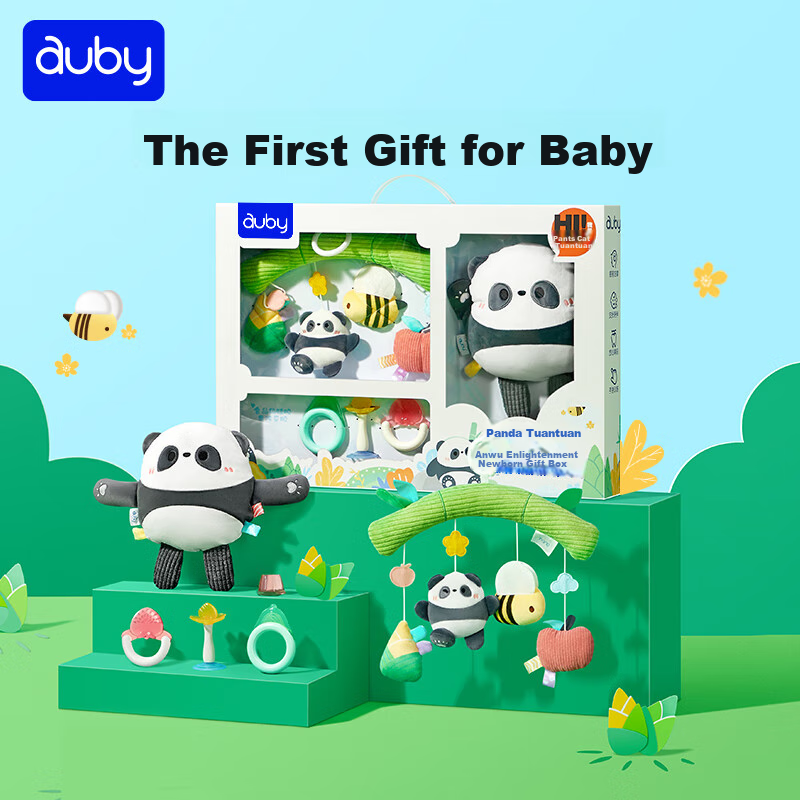 Подарочная коробка Auby Panda с креплением на кроватку, погремушкой и прорезывателем для младенцев 0-12 месяцев