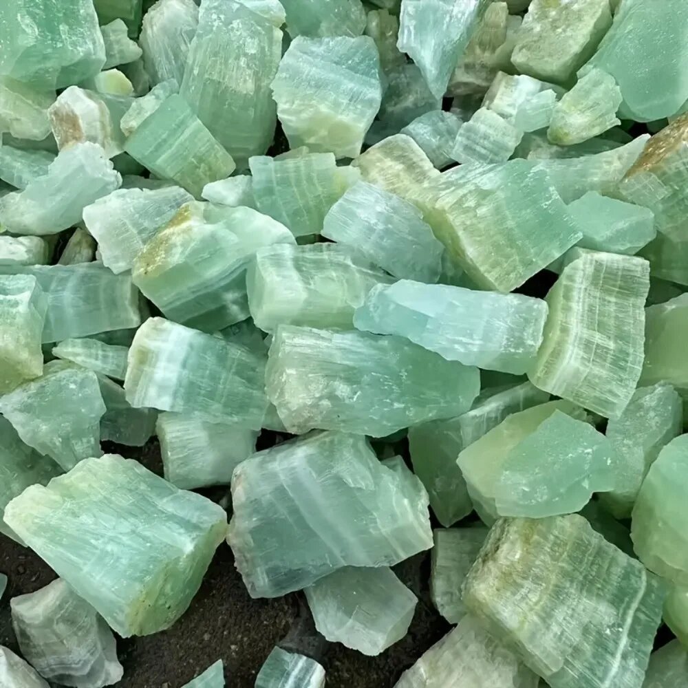 Зеленый карибский кальцит, необработанный кристалл Изумрудный, 210-220g 1bag