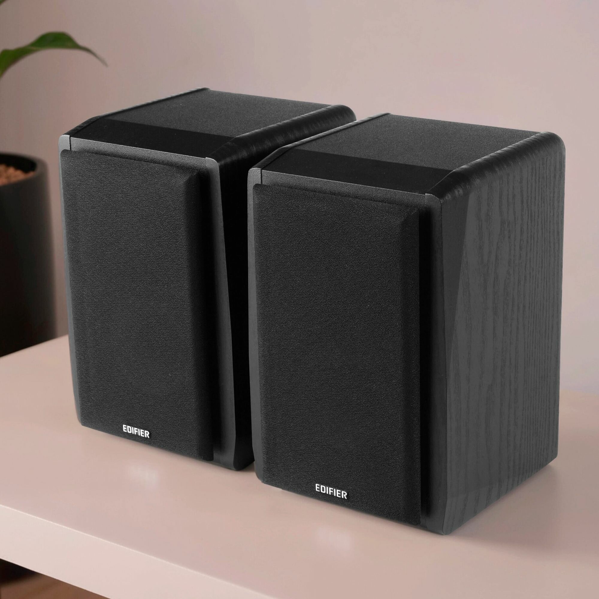 Колонки для компьютера 2.0 Edifier R1010BT, Bluetooth, 24 Вт, черный