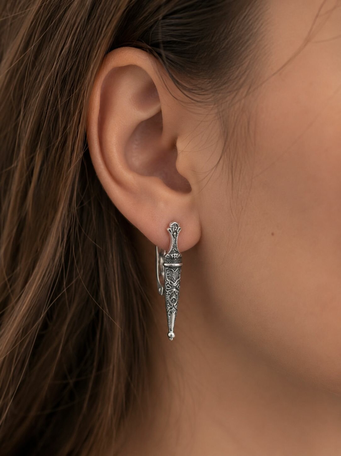 Серьги двусторонние JEWELRY of KUBACHI, серебро, 925 проба, оксидирование, размер 25 мм, длина 2.5 см, , серебристый — фото 1