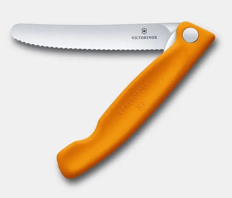 VICTORINOX Swiss Classic Picnic Knife 6.7836. F9B Складной нож для пикника с зубчатым лезвием 130мм в подвесной упаковке Оранжевый