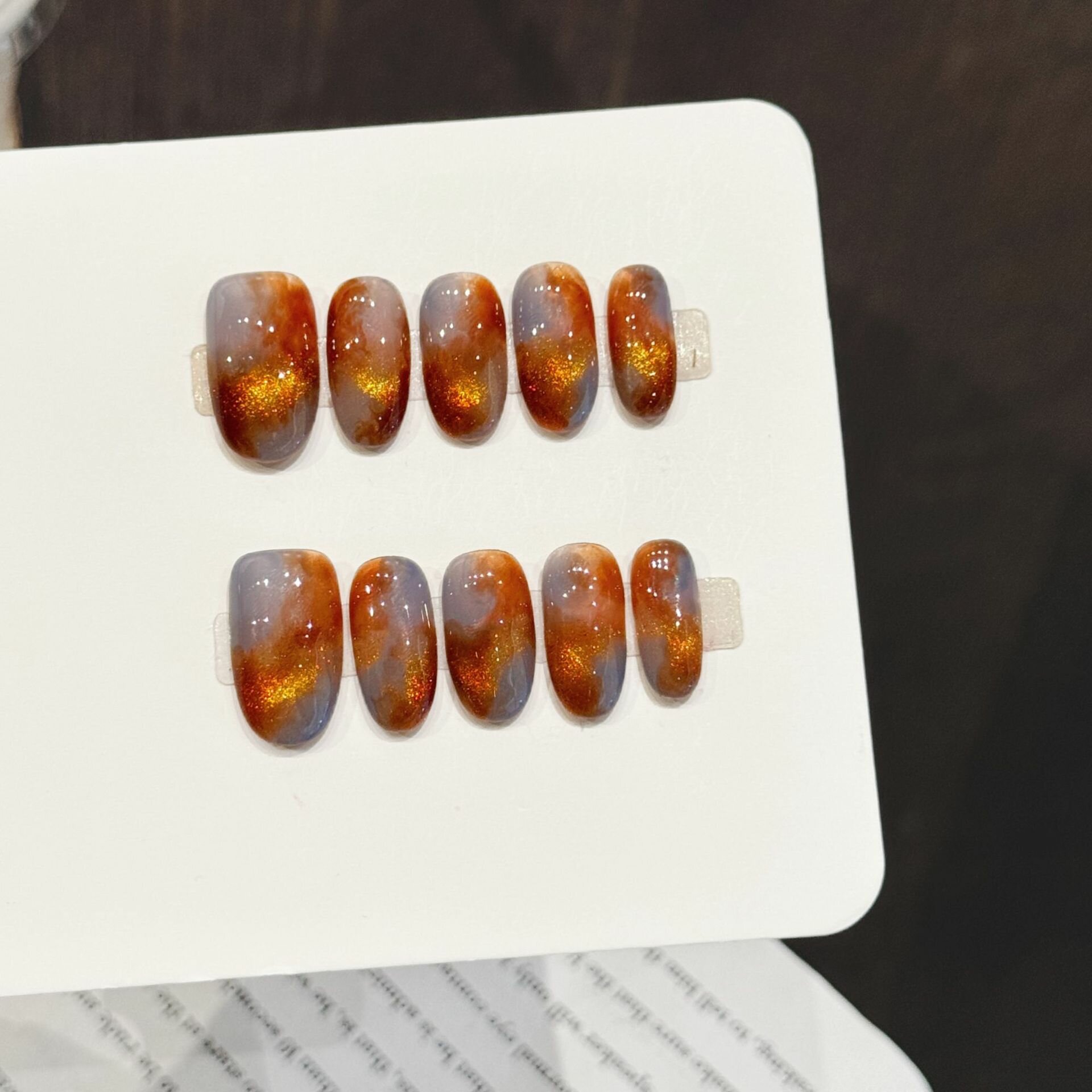 Короткие овальные искусственные ногти с ониксом и золотым блеском, цвет оранжево-красно-серый, размер L для накладных