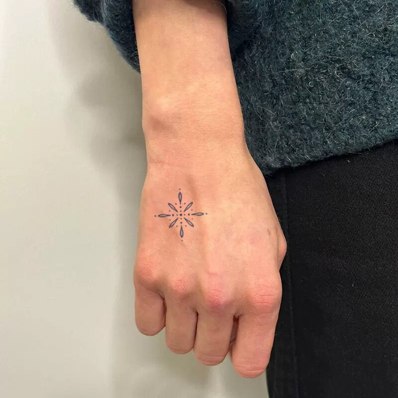 GATTOO Luminous Pattern Series Временные татуировки с маленьким рисунком Одна штука для 02
