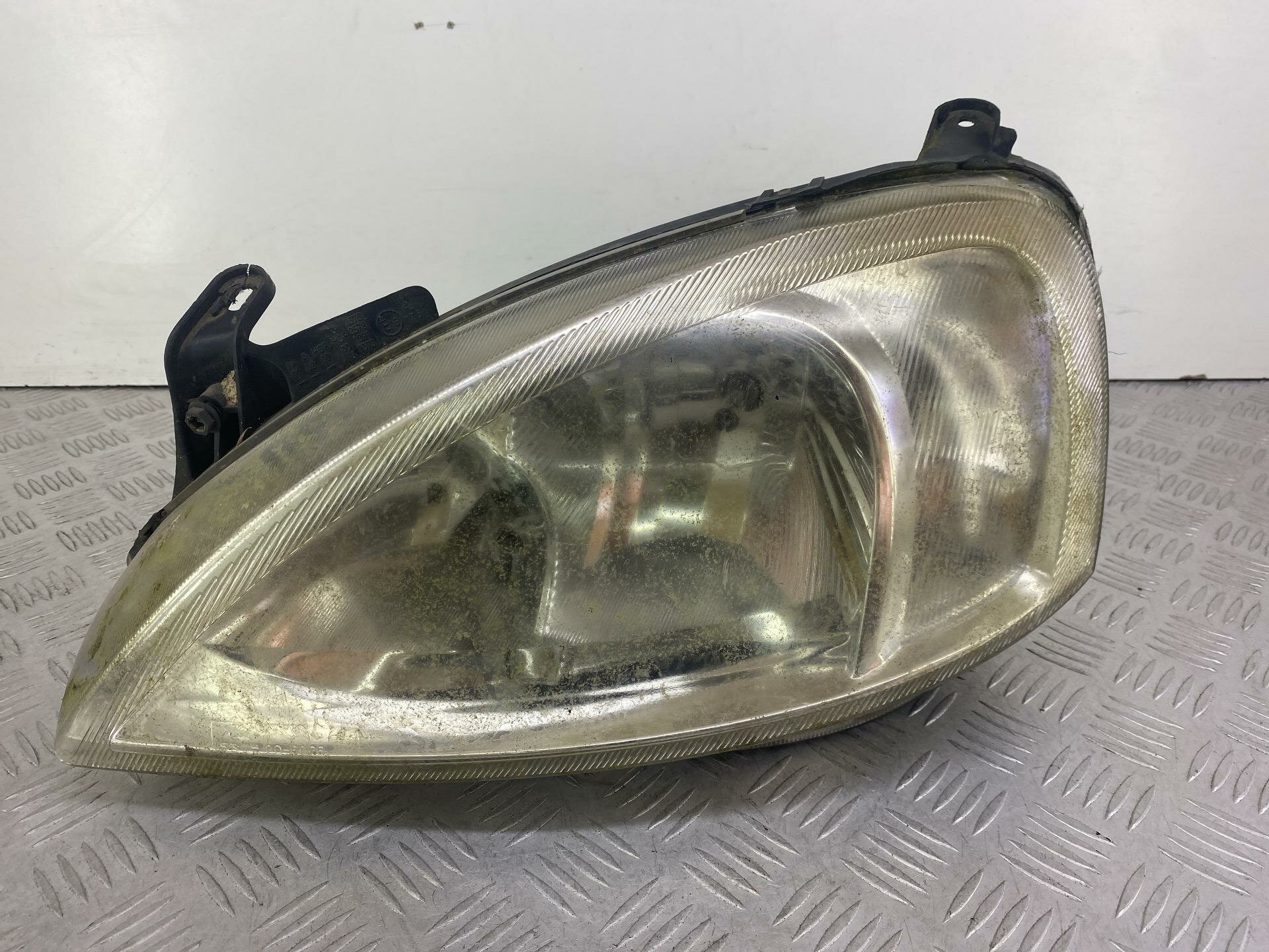 Фара левая Opel Corsa C F08 2001 206066B