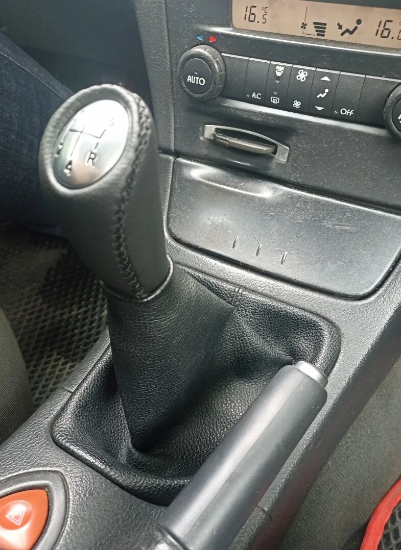 Оплетка на ручку КПП Renault Laguna