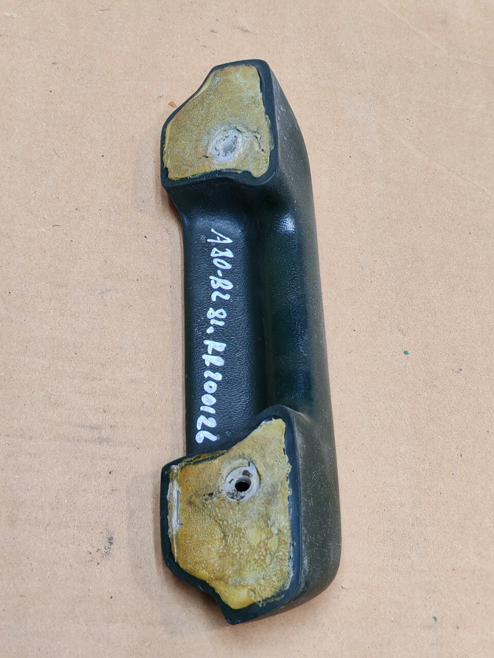 Ручка обшивки двери задняя правая Audi 80 B2