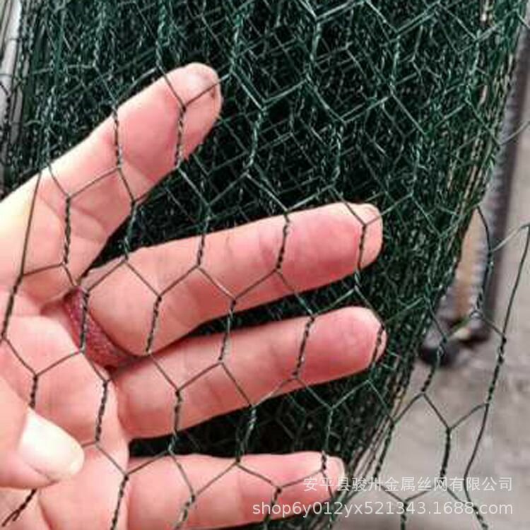 Сетка сварная оцинкованная рулон(400 мм x 1 м. ) для клеток кроликов, кур, перепелов, попугаев