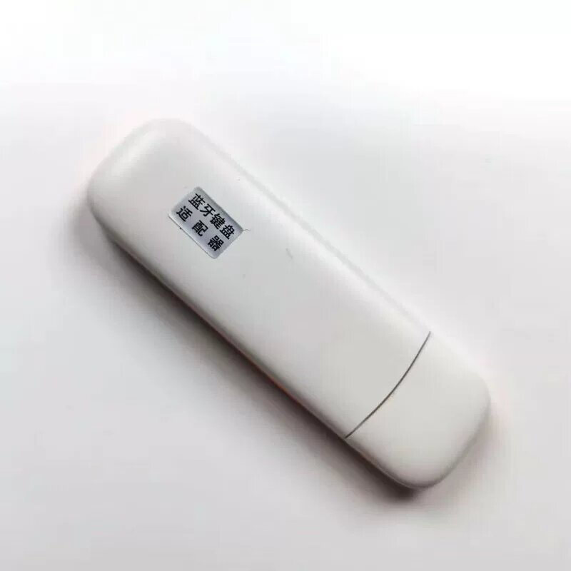 Беспроводной адаптер клавиатуры для текстового вывода с Bluetooth-подключением
