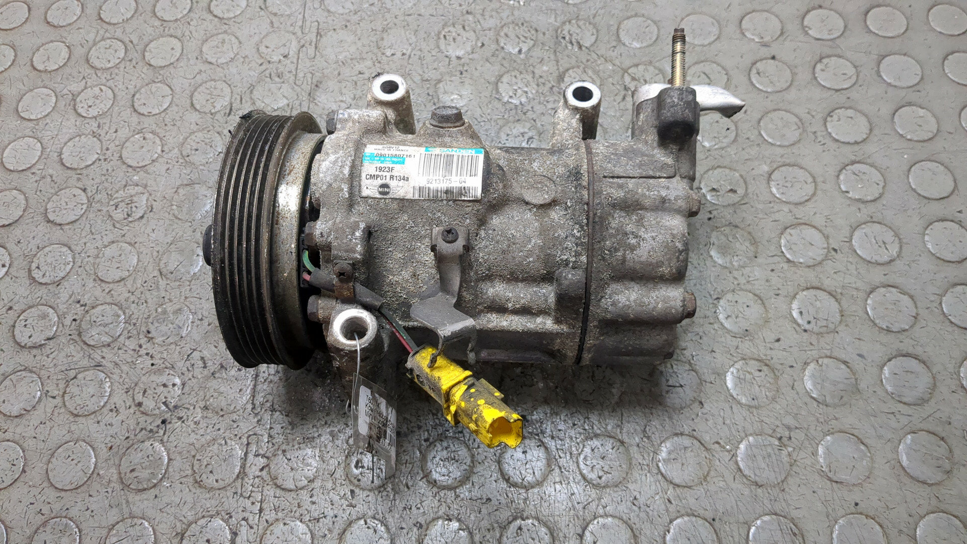 Компрессор кондиционера Mini Cooper (R56/R57) Б/У