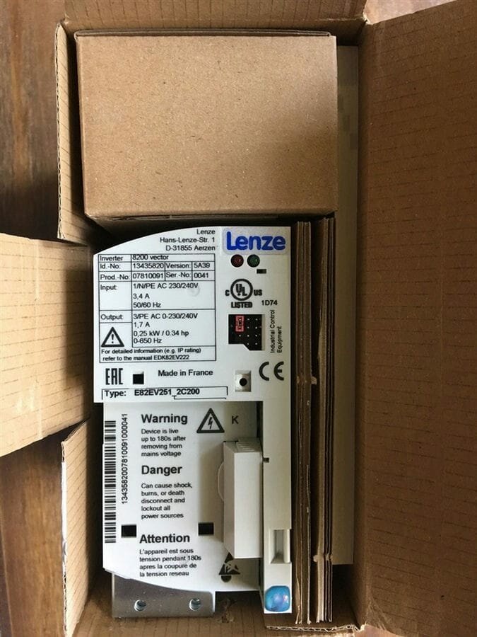 Модуль Lenze E82EV251_2C200
