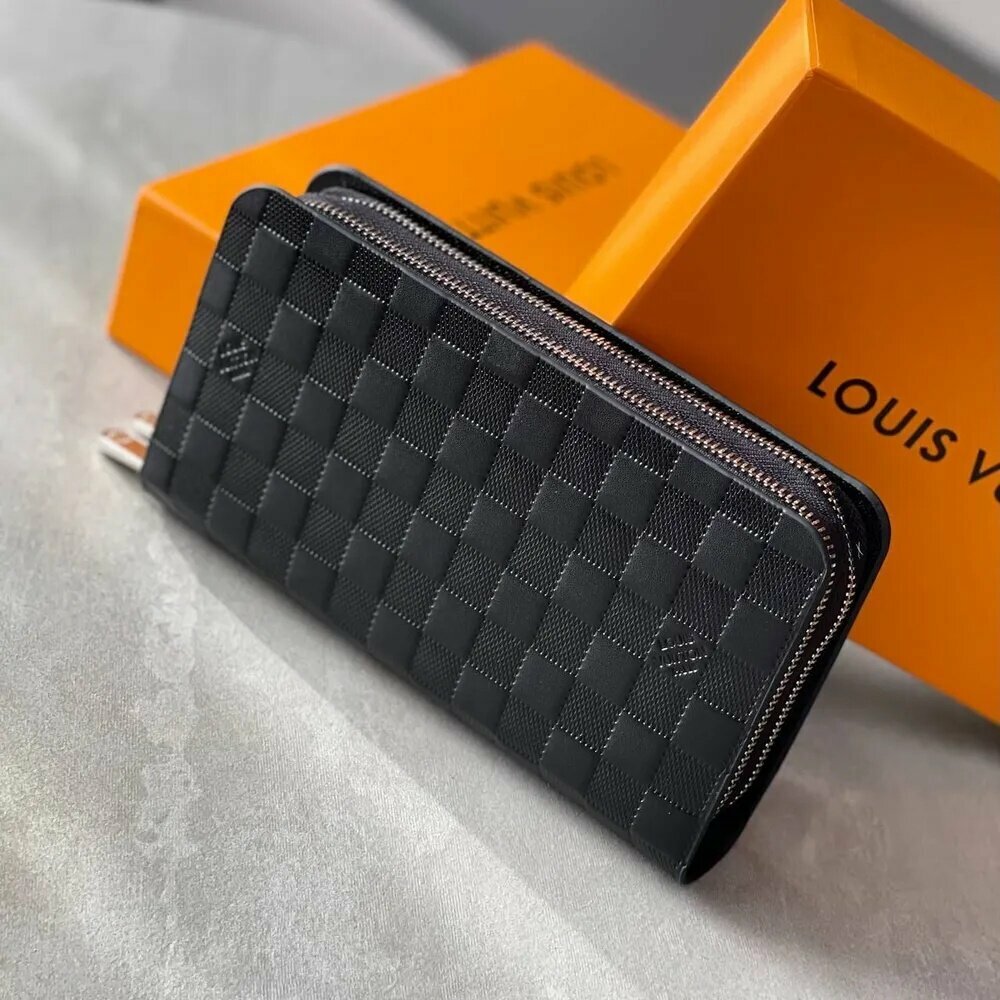 Louis Vuitton Портмоне — фото 1
