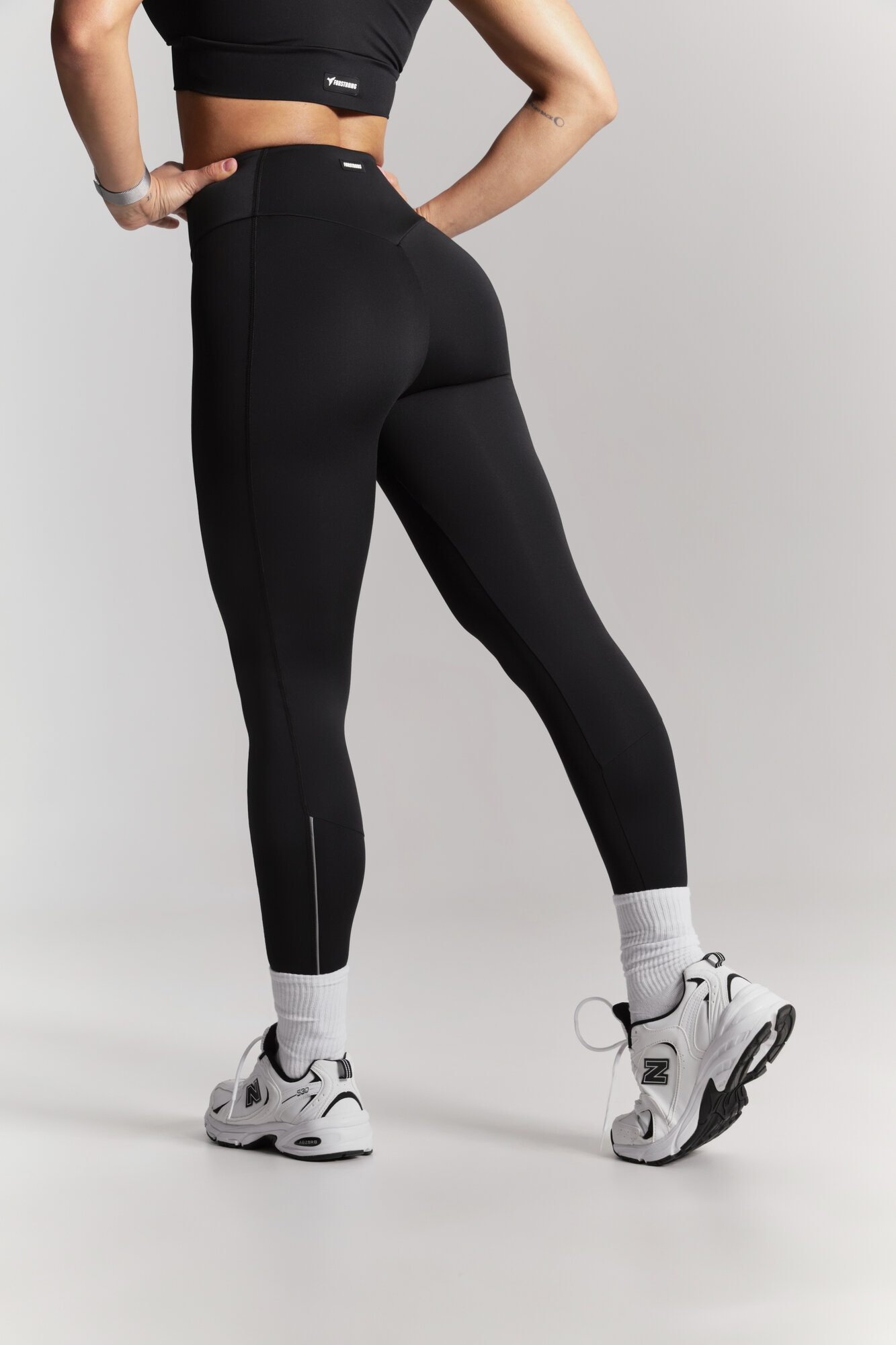 Легинсы спортивные