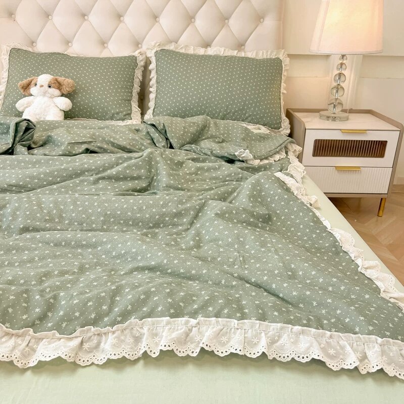 Комплект постельного белья Little Lady Style из четырех предметов: пододеяльник, простыня, юбка для кровати, с