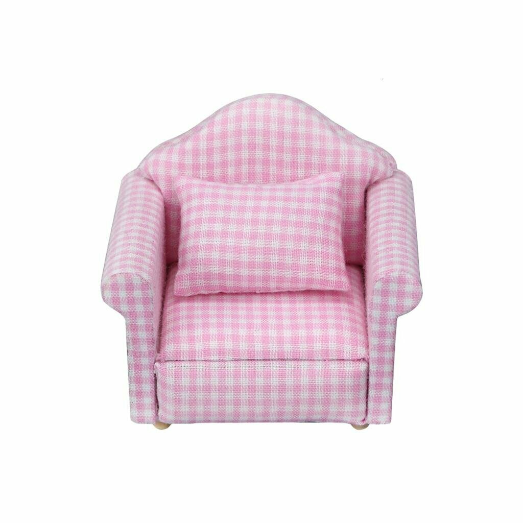 Диван для кукольного домика 1:12, Розовый плед