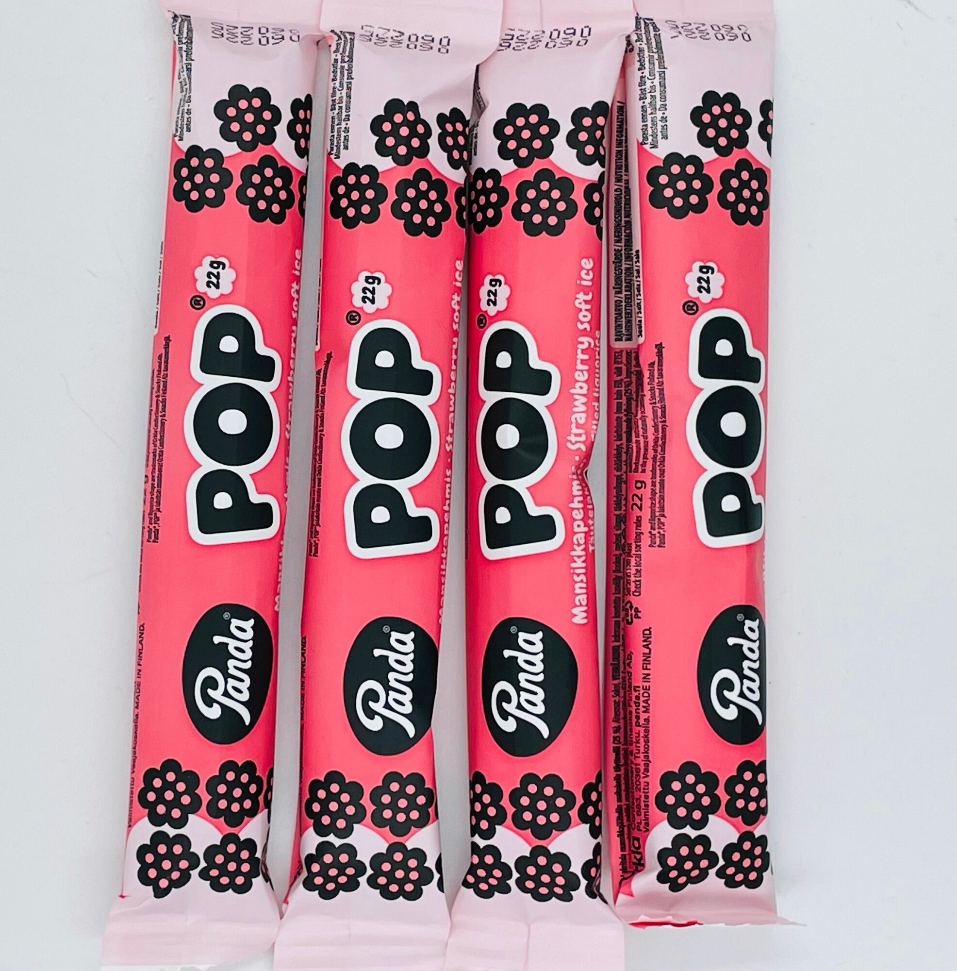 Лакрица Panda POP набор (4 шт. по 22 г) с клубничной начинкой, 88 г (Из Финляндии)