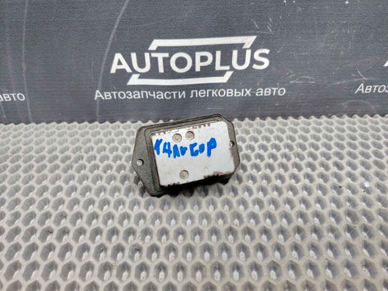 Резистор печки Dodge Caliber 2008 (2.0 ECN) Б/У с пробегом Арт. 5191739AA