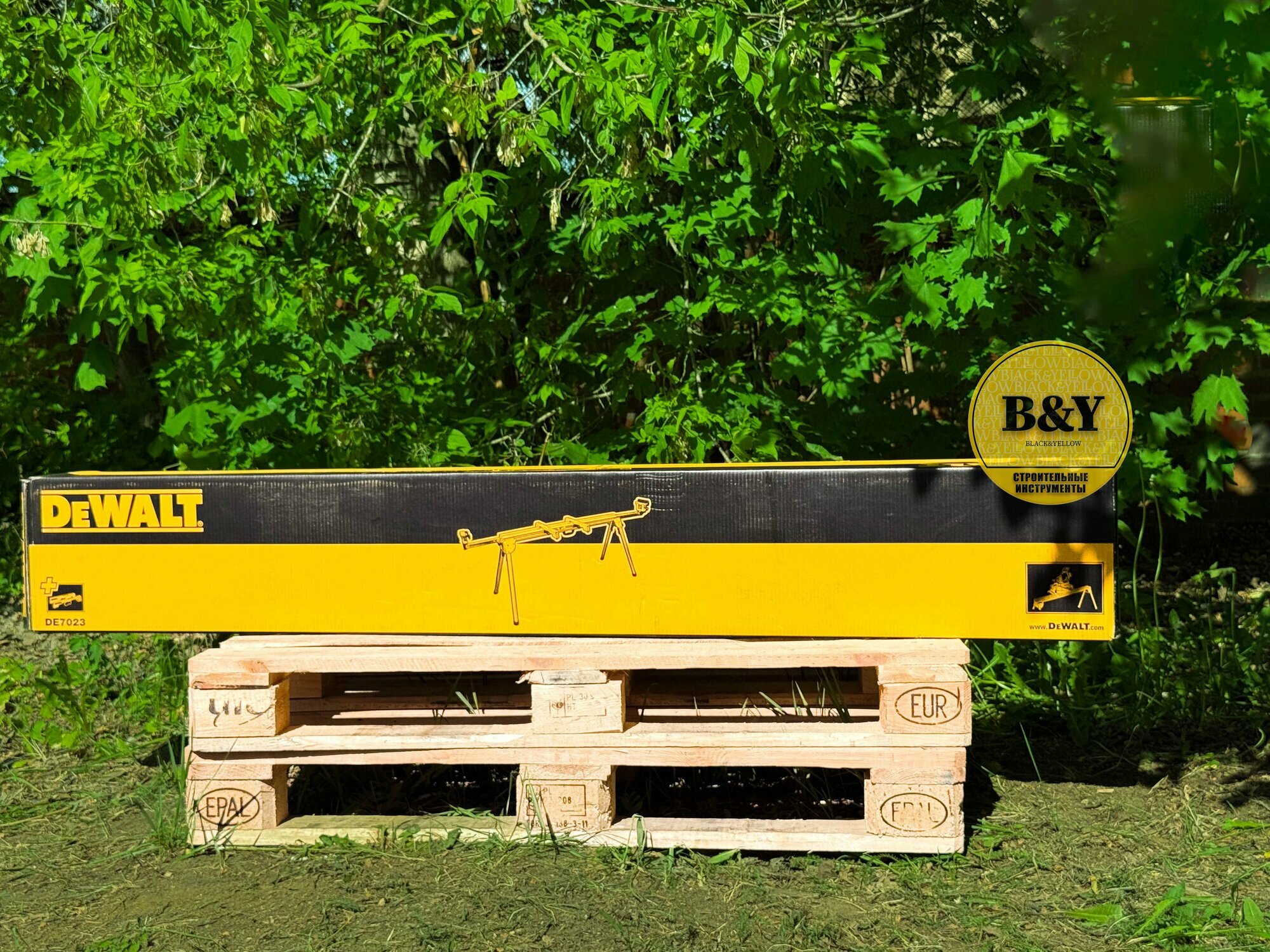 Универсальная подставка (стол) DEWALT DE7023
