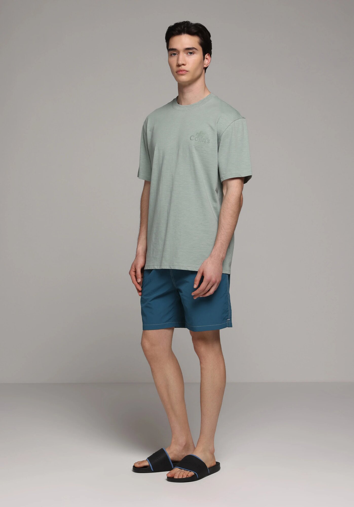 Шорты Slim Fit
