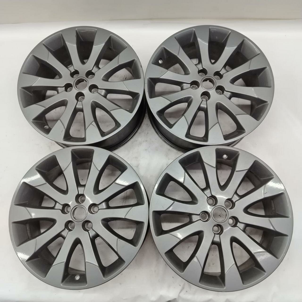 Колесные диски Land Rover 19x8 PCD 5x108 D63.3 ET55 (оригинал)