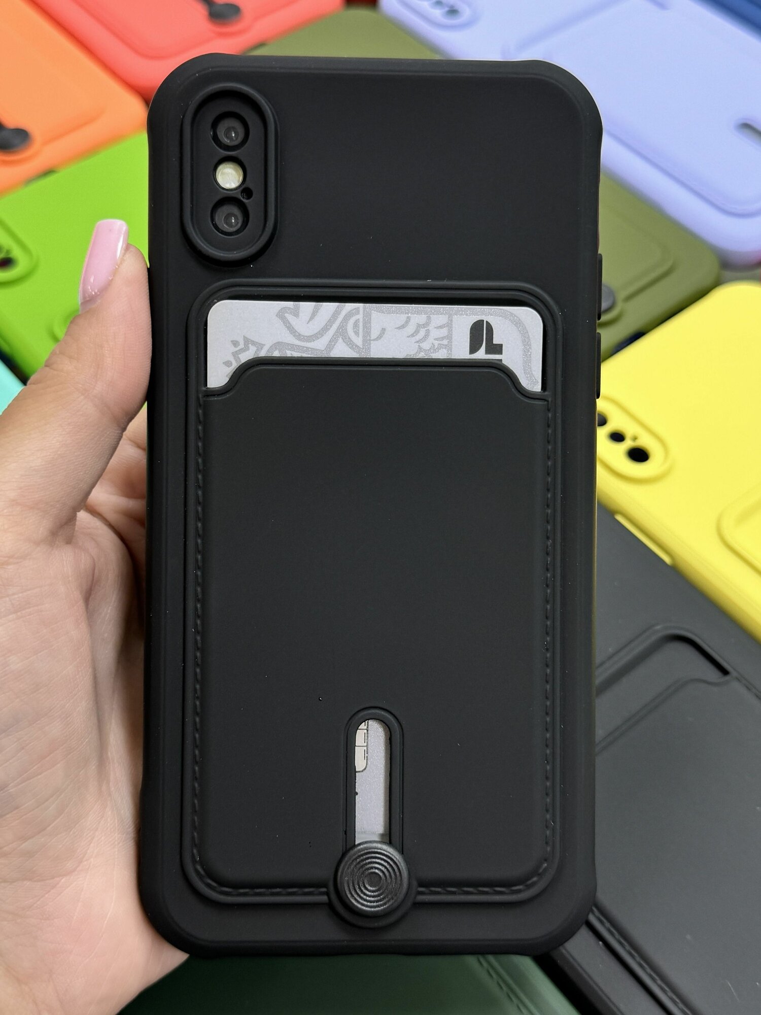 Чехол на iPhone X XS черный с карманом. карман