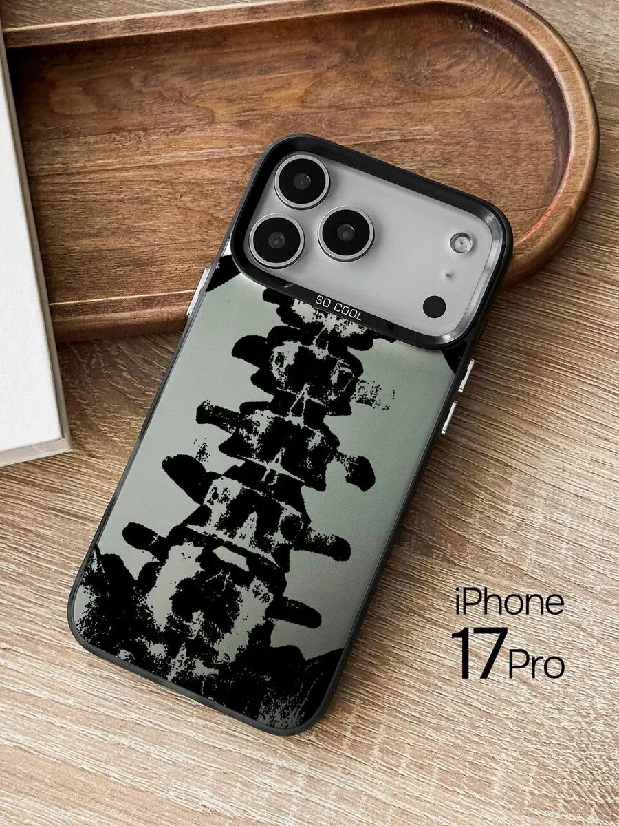Чехол на Iphone 17 Pro готика