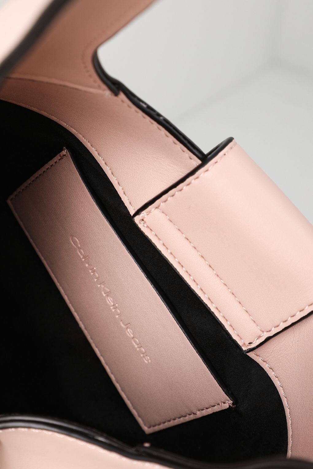 Сумка хобо CALVIN KLEIN, розовый — фото 1