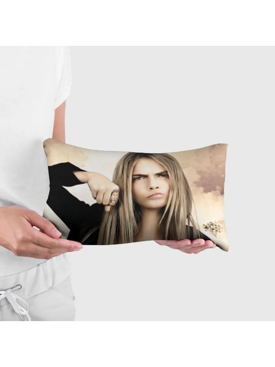 Cara Delevingne Подушка — фото 1
