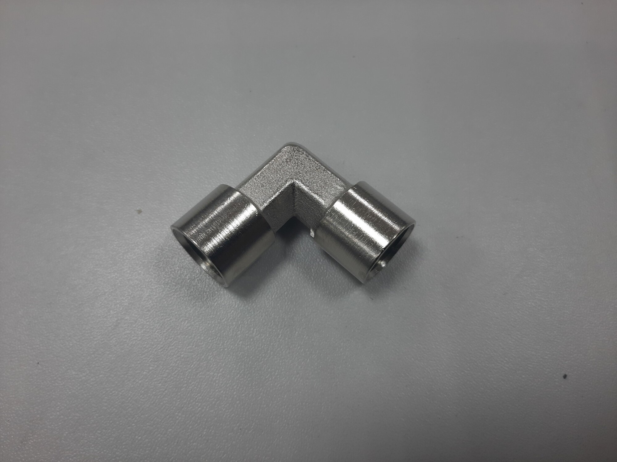 Переходник уголок FF1/4" для пневмоинструмента Nordberg